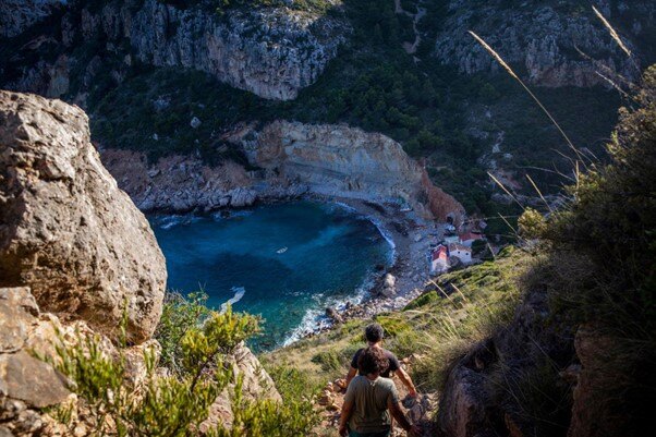 What to do in Cala del Moraig: enjoy a perfect day at the beach